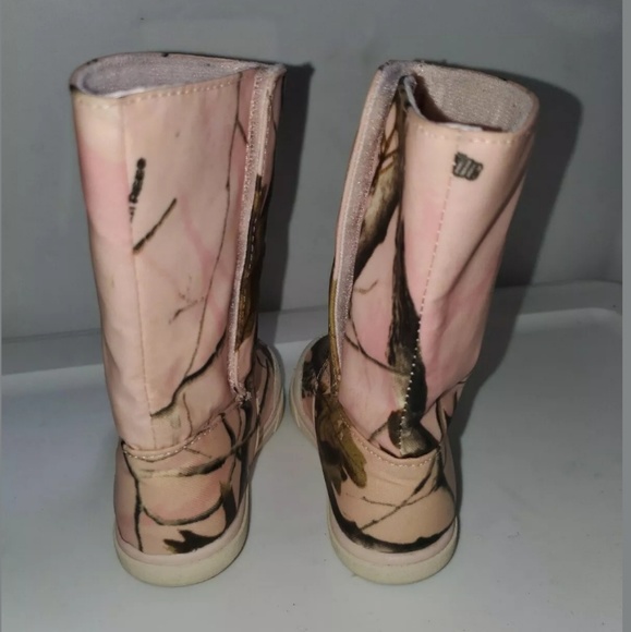 Realtree | Shoes | Realtree Pink Camo Boots | Poshmark
